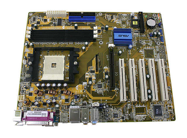 Configure a PC with Asus K8N