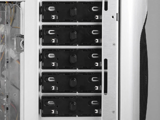 Configure a PC with Coolermaster CM Stacker 830